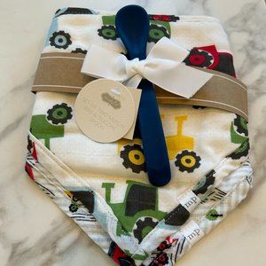Mud Pie | Accessories | Nwt Mud Pie Bib Set With Spoon Tractor And Farm ...